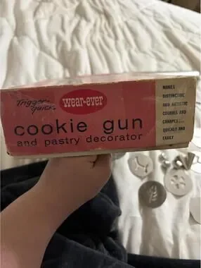 Wear-Ever | Kitchen | Wearever Cookie Gun And Pastry Decorator | Poshmark